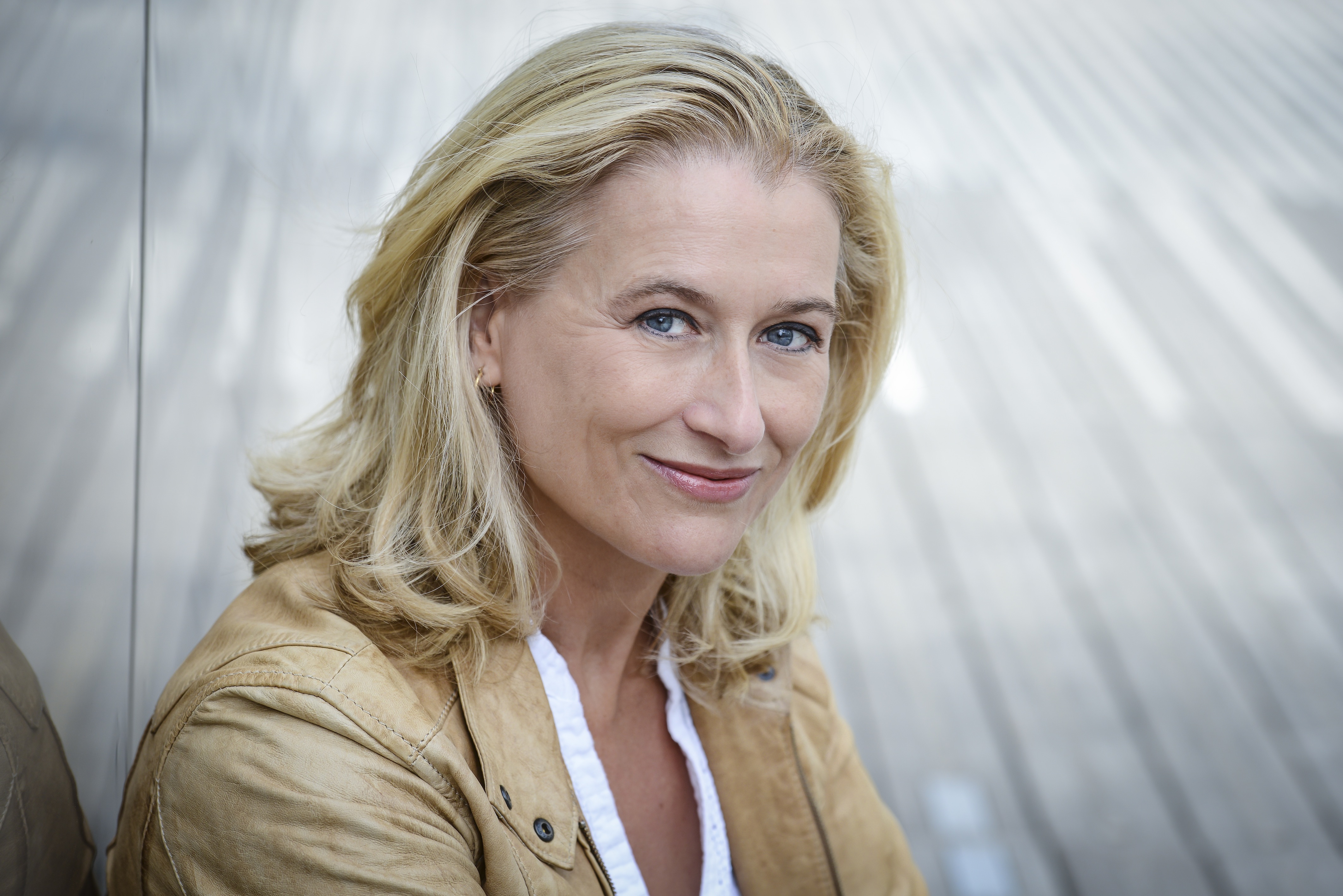 The Heroine’s Journey of Caroline Darnay – The Heroine's Journey